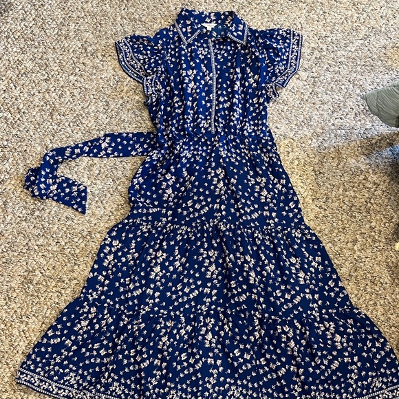 Max Studio | Dresses | Max Studio Blue Floral Midi Dress | Poshmark